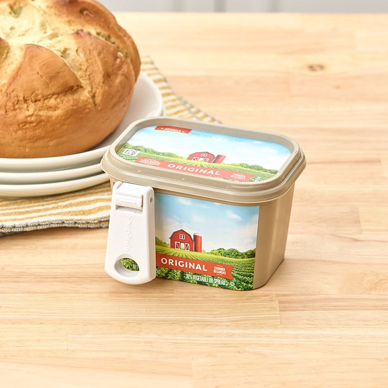 Butterie Snap Away Foldable Attachable Tub Butter Knife | LTD Commodities